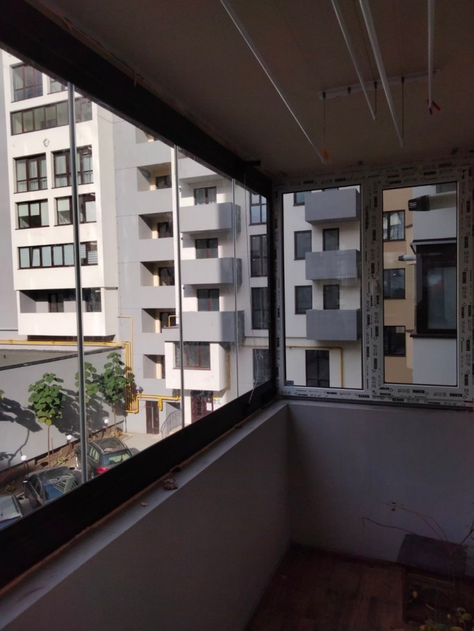 Ferestre termopane REHAU, geamuri PVC și aluminiu la comandă – Prețuri ...